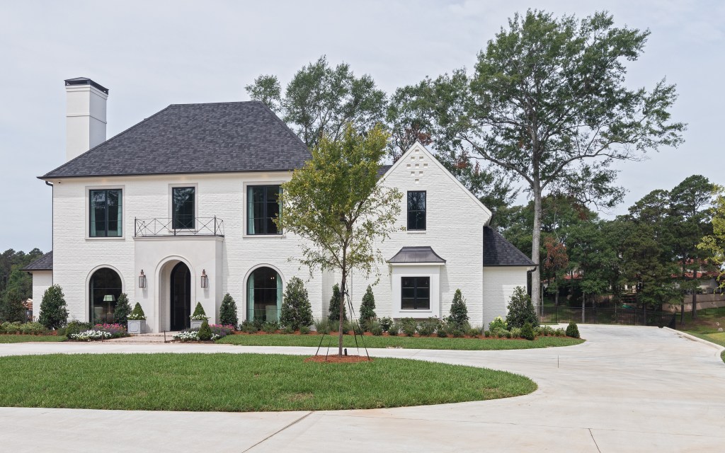 Exterior – Wesley Thomas Inc.